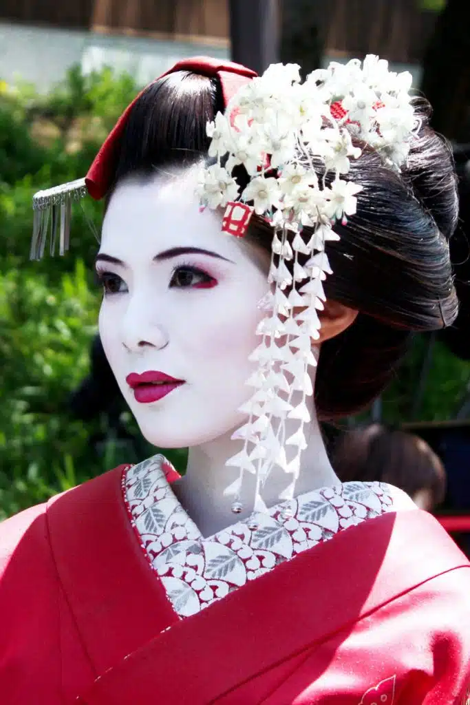 Why do Japanese white face? - Japan Nihon