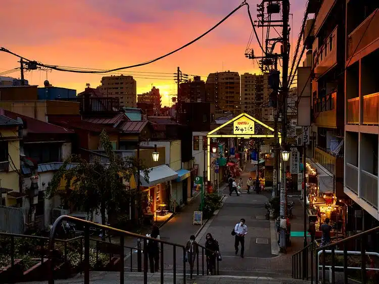 How fast does it get dark after sunset tokyo? - Japan Nihon