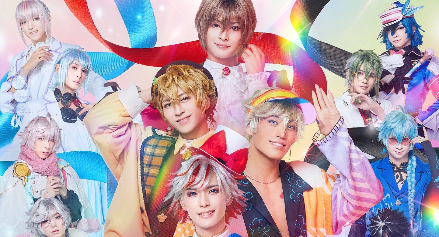 Fragaria Memories Musical Performances for Blue and Noir Bouquet ...